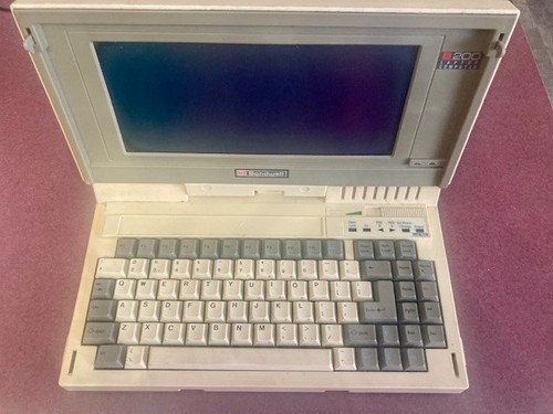 Bondwell B200 Vintage laptop ultra portable Computer Intel 80C88 8MHz ...