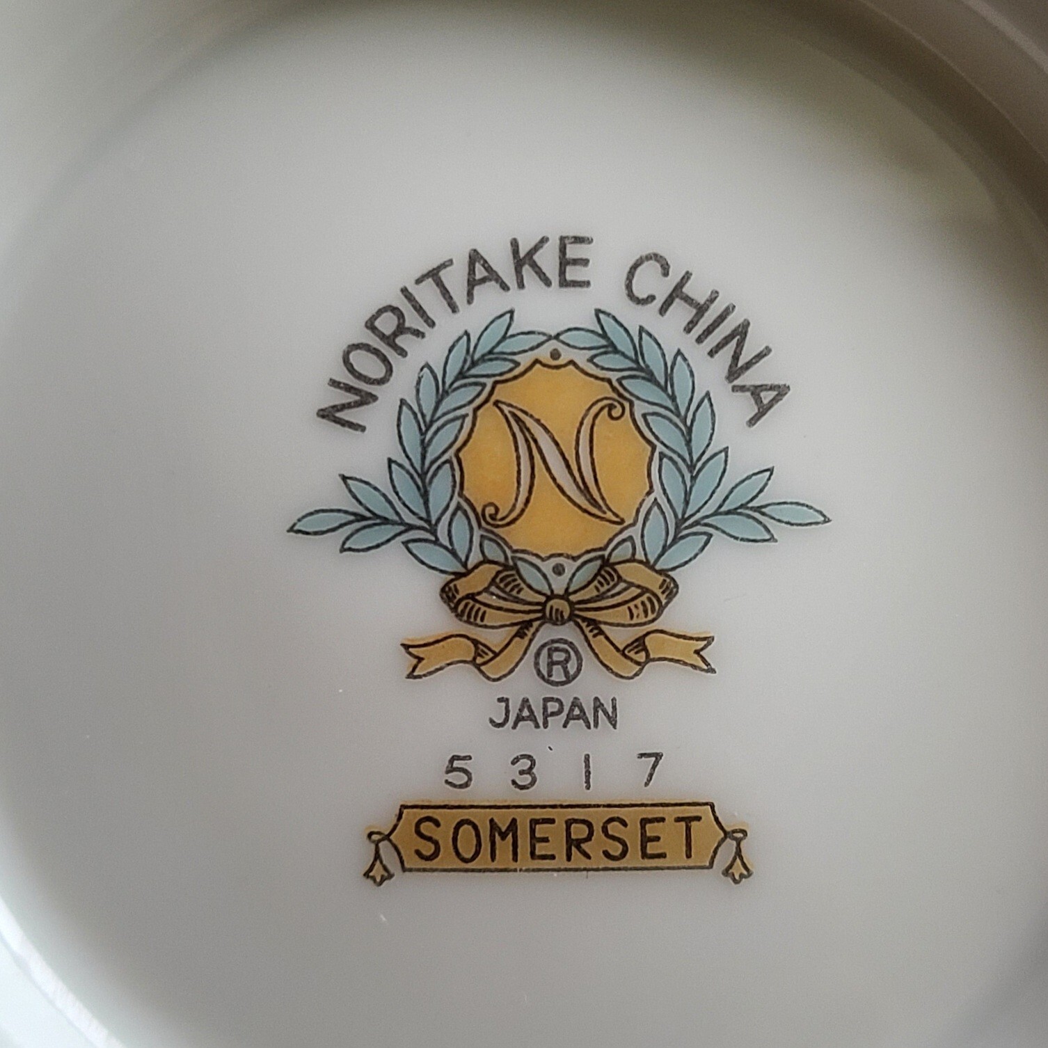 Noritake Somerset China 5317 Sugar Bowl & Lid Pink Blue Green Gold Trim ...