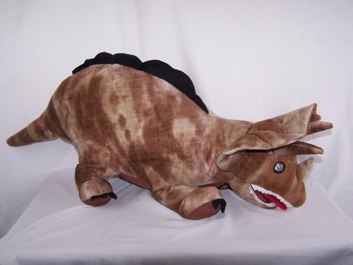 Hug fun Triceratops Dinosaur Red Lighted Eyes Roaring Sounds Stuffed ...