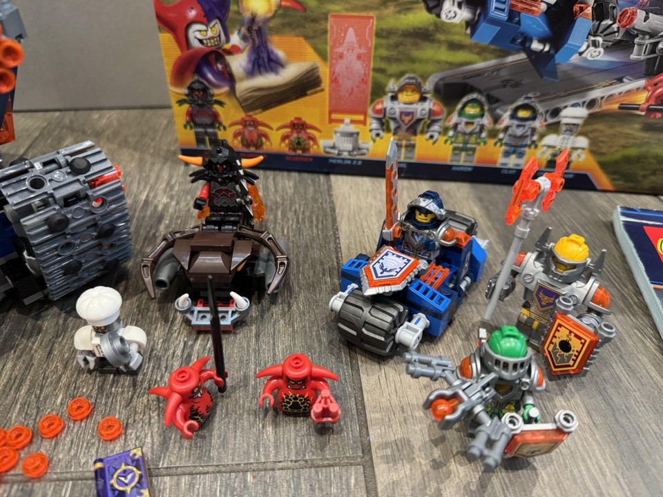 LEGO Nexo Knights 70317 The Fortrex - Complete set with instructions ...