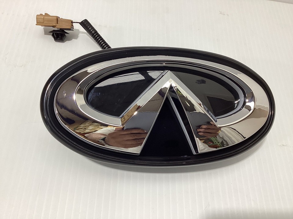 FIT'S Infiniti Q50 Front Grill Emblem LED 2018-2024 F2890-6HA0A | CAR ...