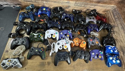 Third Party Controllers Lot Of (30) For Xbox PS1 PS2 GameCube Phone ...