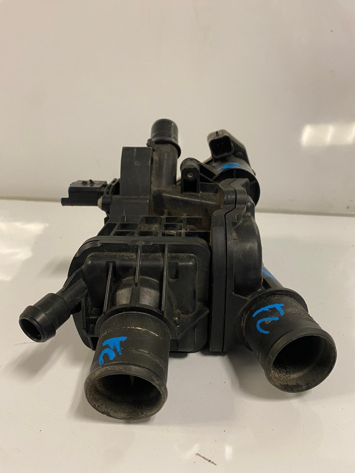 OEM Thermostat Housing 2 0 Diesel Ford Focus - C - Max - MONDEO 2264810 ...