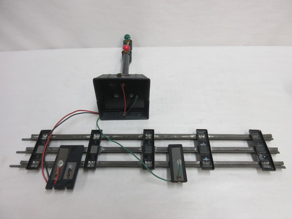 Marx Double Overhead Track Signal Bridge #1435 Stop Signal Twin Light ...