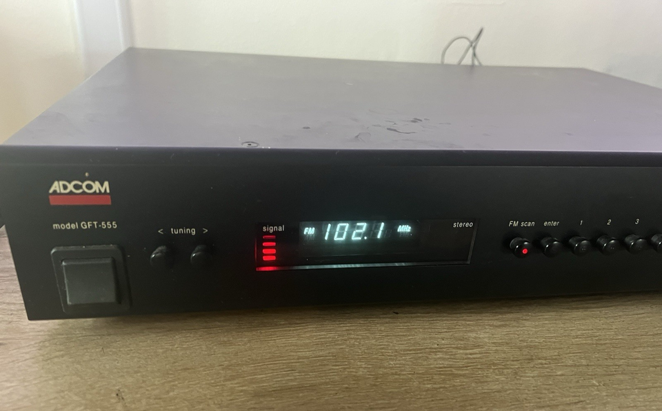 Adcom GFT-555 Digital Am/FM Stereo Tuner Radio : Great Shape! Works Well! | eBay