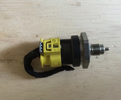 genuine mercedes fuel pressure sensor sender M177 W205 AMG C63s ...