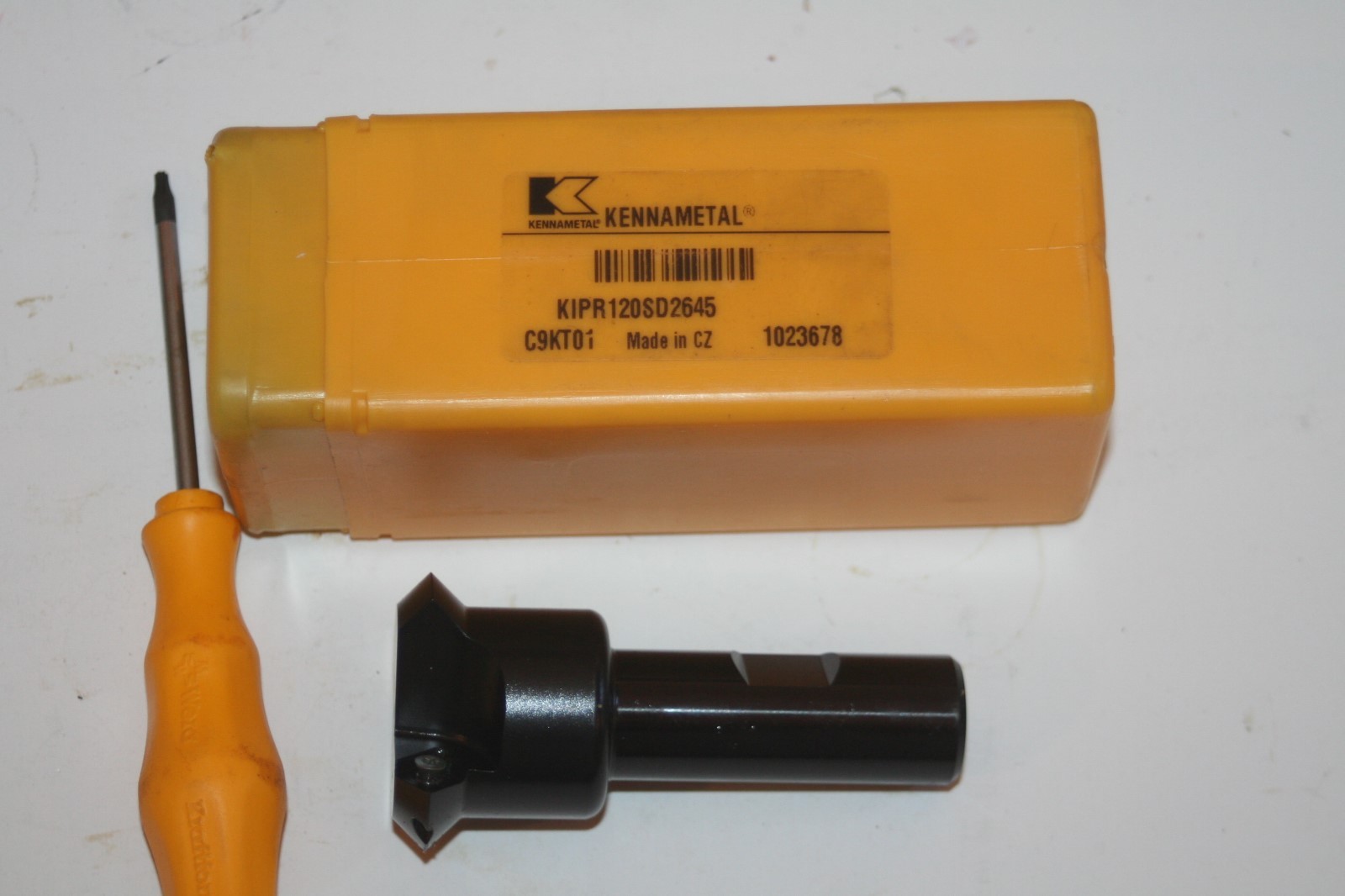 Kennametal 45-degree Indexable Chamfering End Mill KIPR-1.20-SD2.6-45 ...