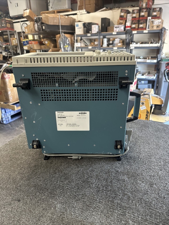 Tektronix TLA715 Logic Analyzer + TLA7P2 68Ch 100Mhz State 2Ghz Timing ...