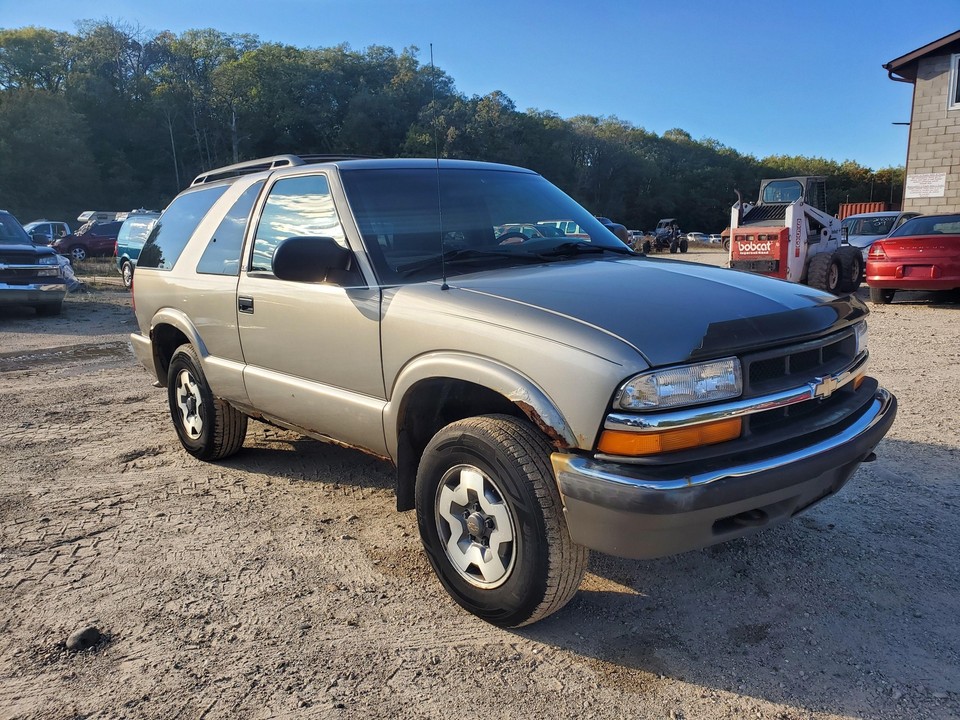 1998-2005 Chevy Blazer Rear Axle Assembly (7-5/8 ring gear)(3.42 ratio ...