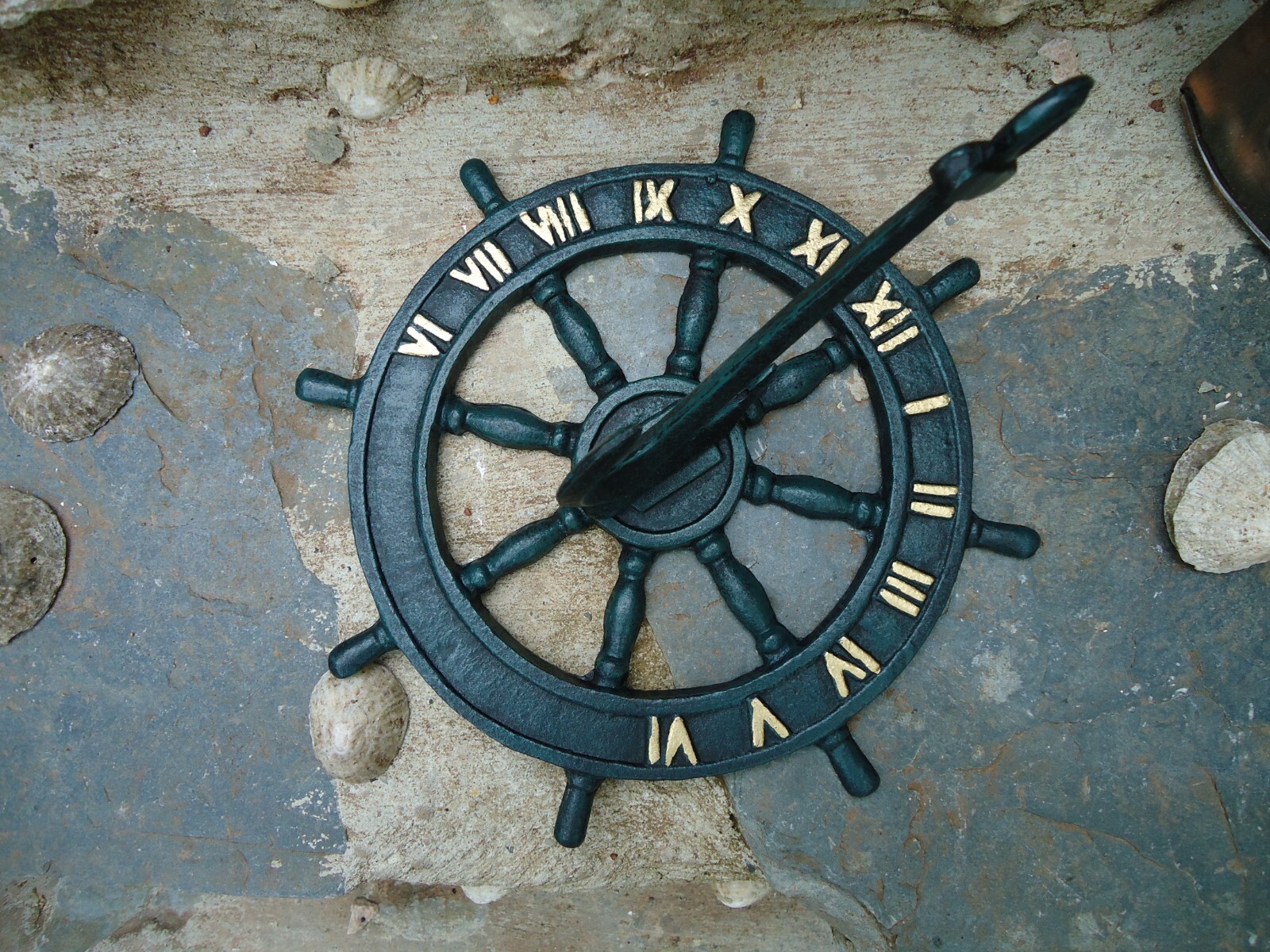 Ships Anchor & wheel Sundial Heavy Cast Iron - Royal Navy Nautical ...