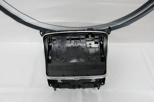 NEW Genuine Mercedes-Benz W205 C-Class Centre Console Ashtray ...