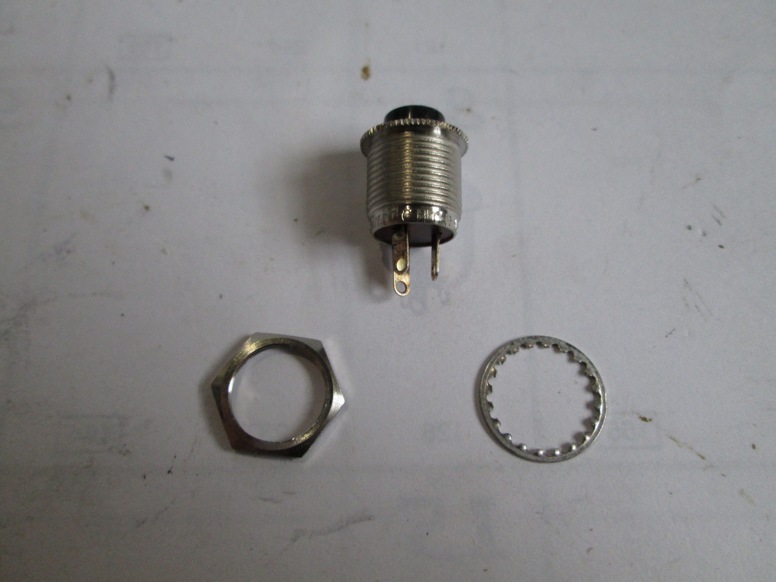 Beechcraft Push Button Switch By Switchcraft P/N 913 New | eBay