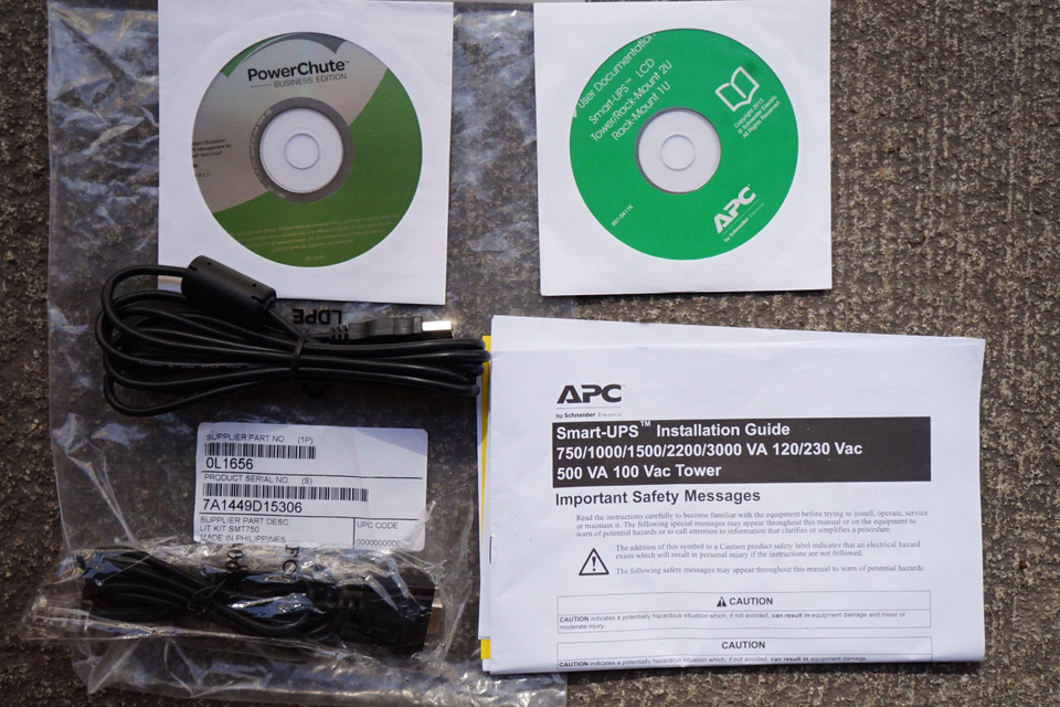 APC SMT750 Smart-UPS 6 Outlet Uninterruptable Power Supply Software ...