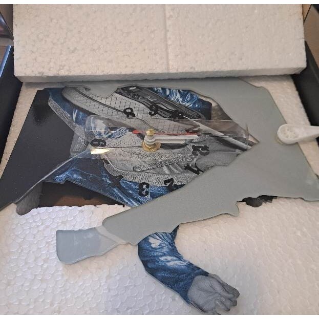 New Elvis Presley Swinging Legs Wall Clock NIB Blue Suede Shoes Home ...