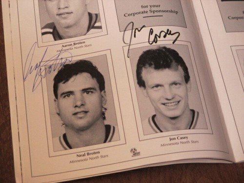 Neal Broten Autographed Minnesota North Stars + jon casey ++ 1990 ...