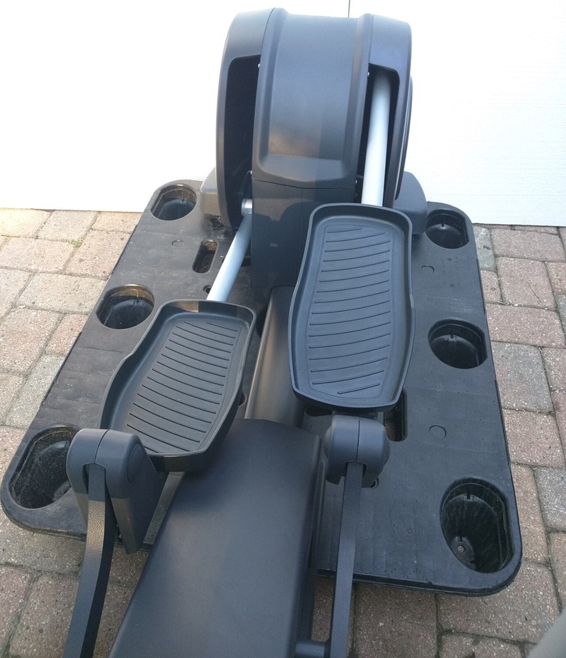 TECHNOGYM EXCITE SYNCHRO 1000 DE583U w UNITY CONSOLE Best Of The Best ...