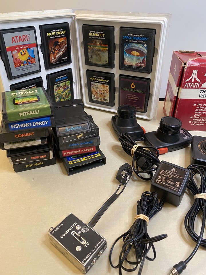 Atari 2600 Junior Jr Console -W/21 Games- Paddles & Joysticks Tested ...