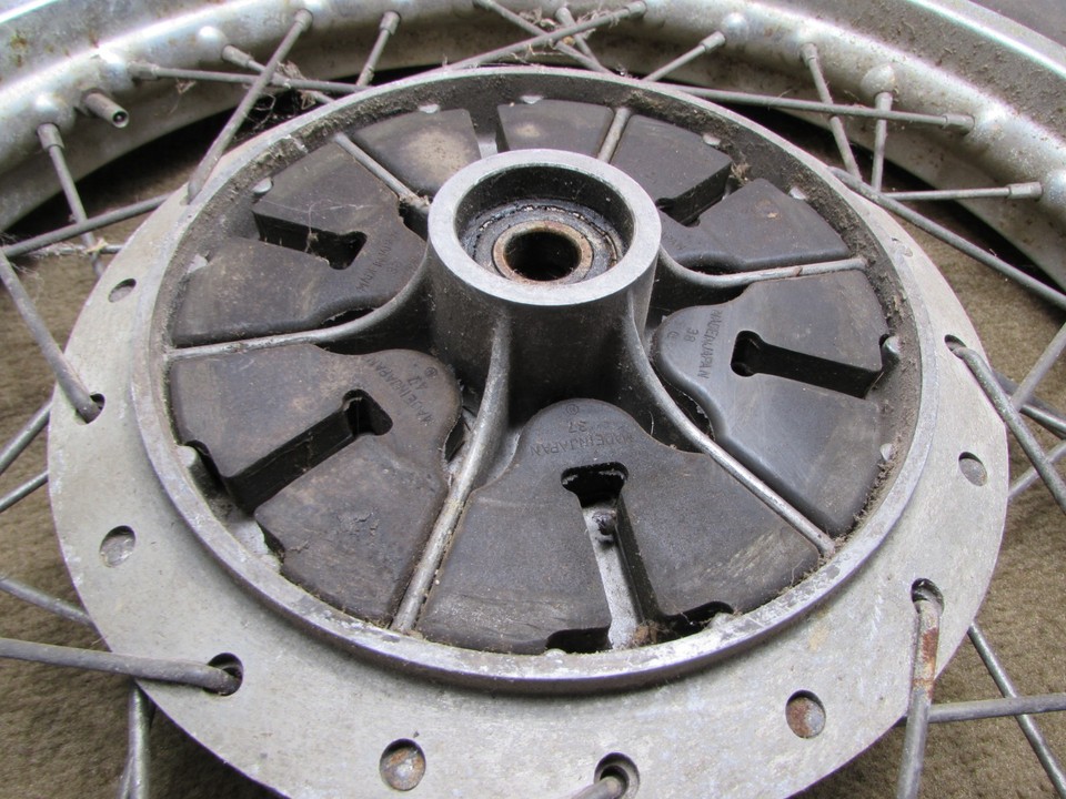 ESTATE* VINTAGE BSA MOTORCYCLE WHEEL & TIRE 3.25-18 | eBay