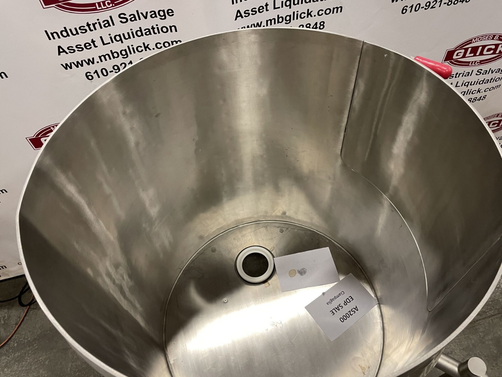 LEVTECH ATMI Stainless Steel Jacketed Bag Holding Tank 350L Thick Wall ...