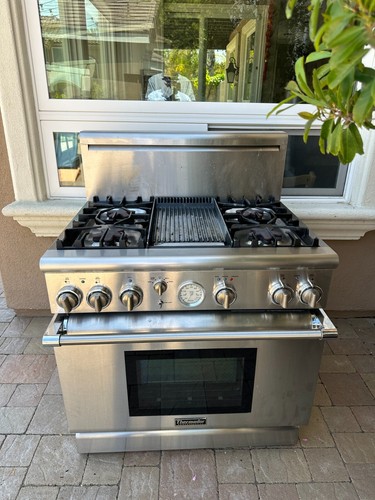 Thermador 36 Inch Pro-Style All-Gas Range 4 Star Burners & Griddle, 5 ...