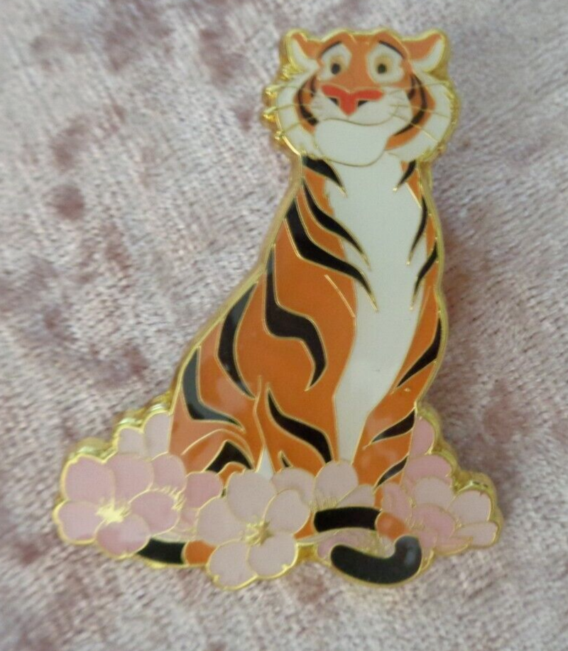 Loungefly / Disney - Princess Cherry Blossom Sidekicks - Rajah ...