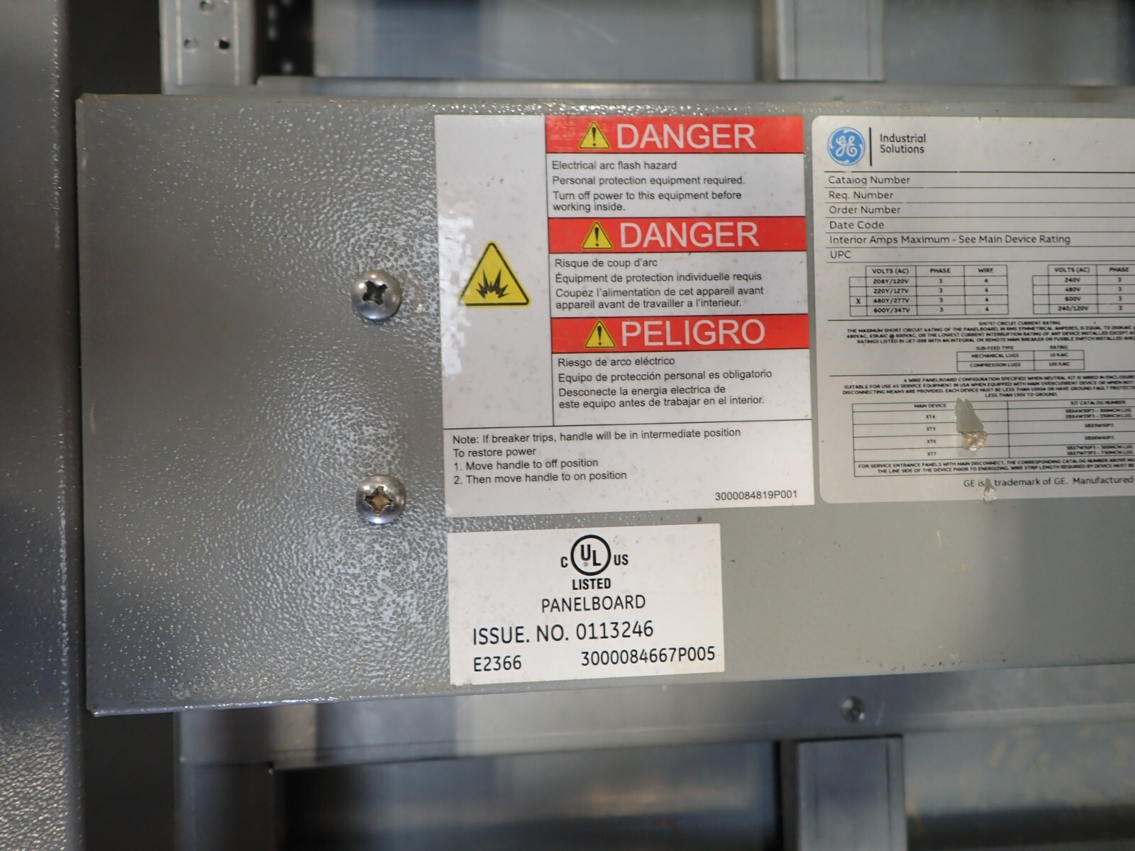 ABB Reliagear Next 800 amp Panelboard 480v 3 Phase INDOOR Main Breaker ...