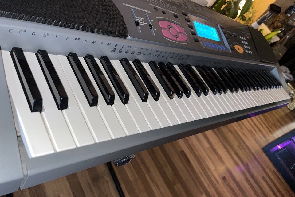 Casio 76 Key Electronic Keyboard (Model: WK-1200) | eBay