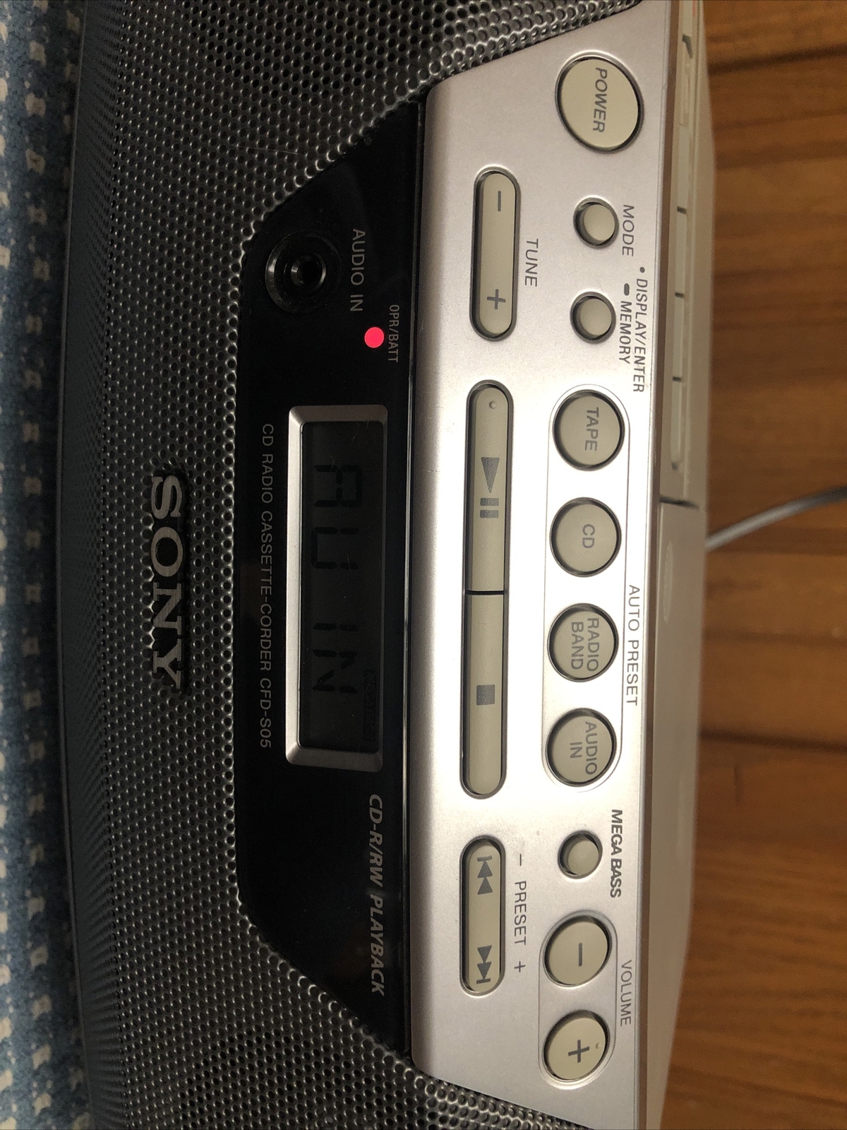 Sony CFD-S05 Cd Radio Cassette Recorder Boombox Tape-Not Working Fm ...