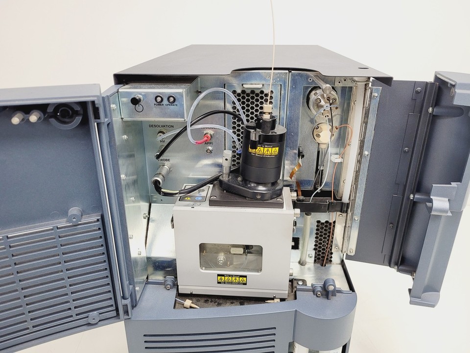 Waters Acquity UPC2 HPLC System, Column Manager, Convergence, Sample ...