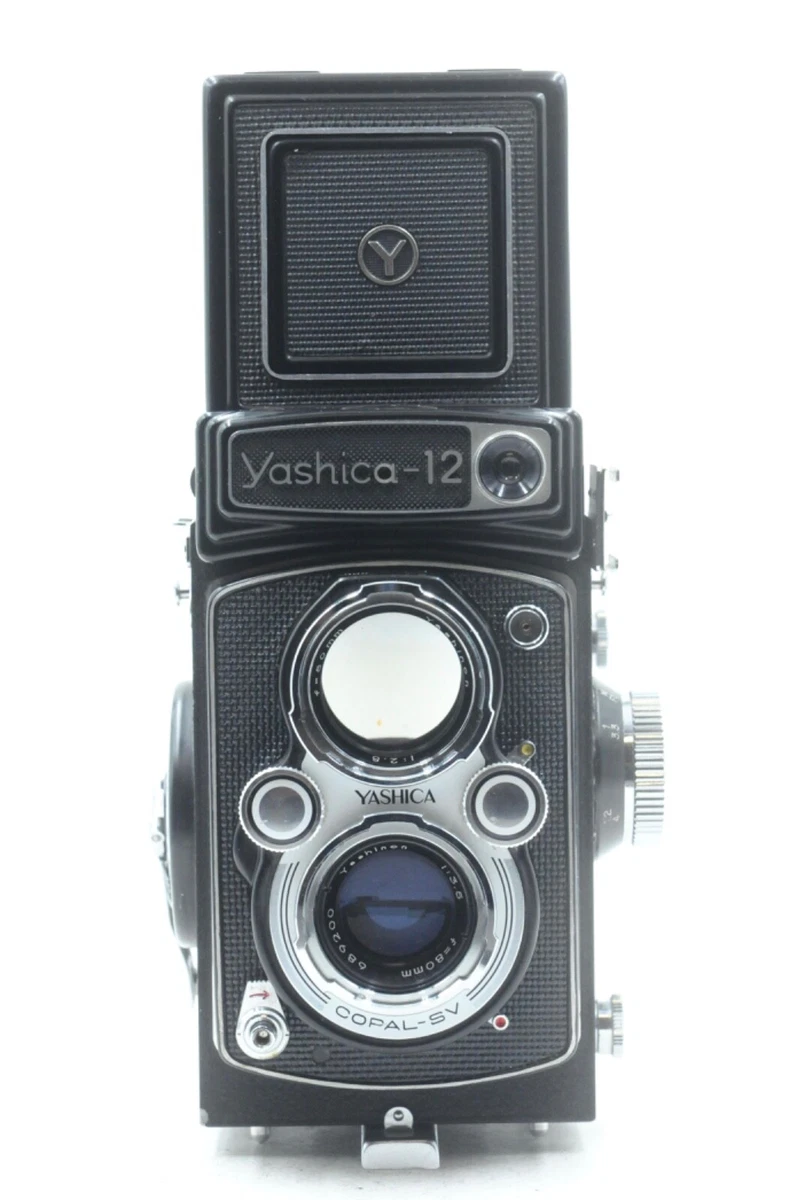 Yashica 12