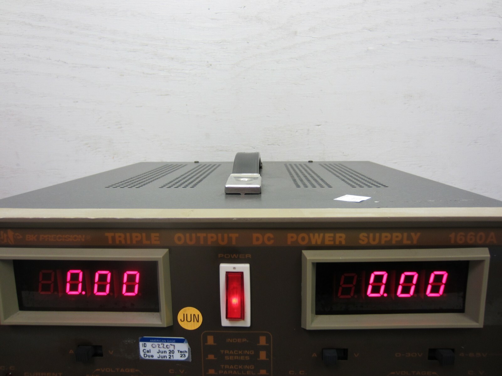 BK Precision 1660A Triple Output DC Power Supply (2 In-Stock) | eBay