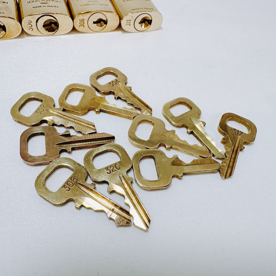 Louis Vuitton Padlock Keys 10Set Gold Color random Matching locks and ...