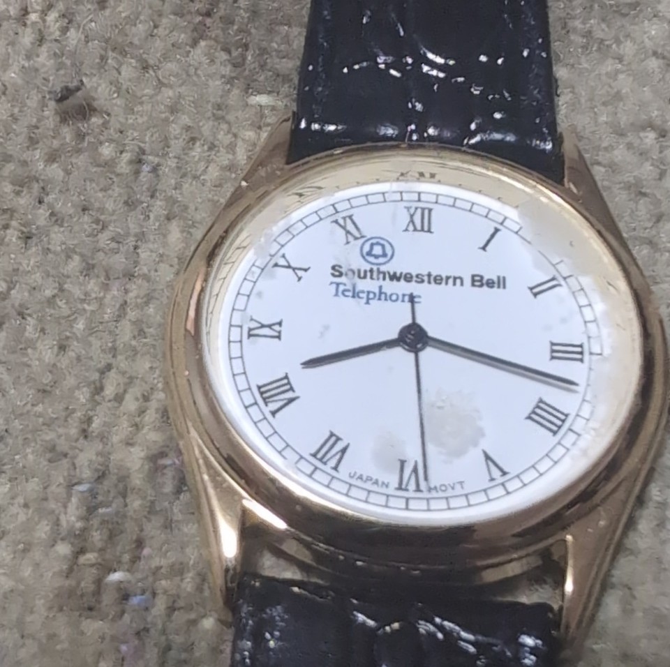 Southwestern Bell Quartz Wristwatch Black Leather Strap Gold Case Roman ...