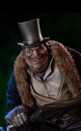 Sideshow DC Comics Batman The Penguin Premium Format Figure 1/4 Scale ...