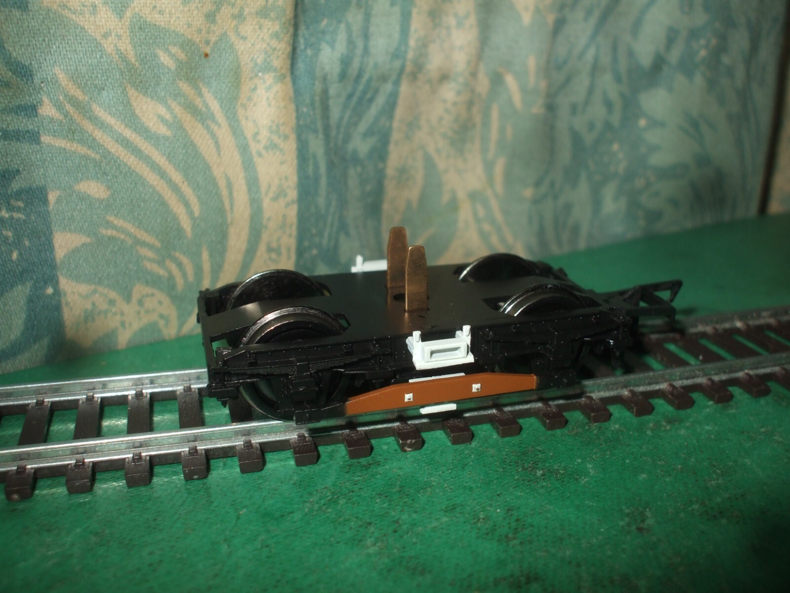 BACHMANN BR CLASS 416 2-EPB EMU DUMMY/TRAILER CAR UNPOWERED BLACK BOGIE ...