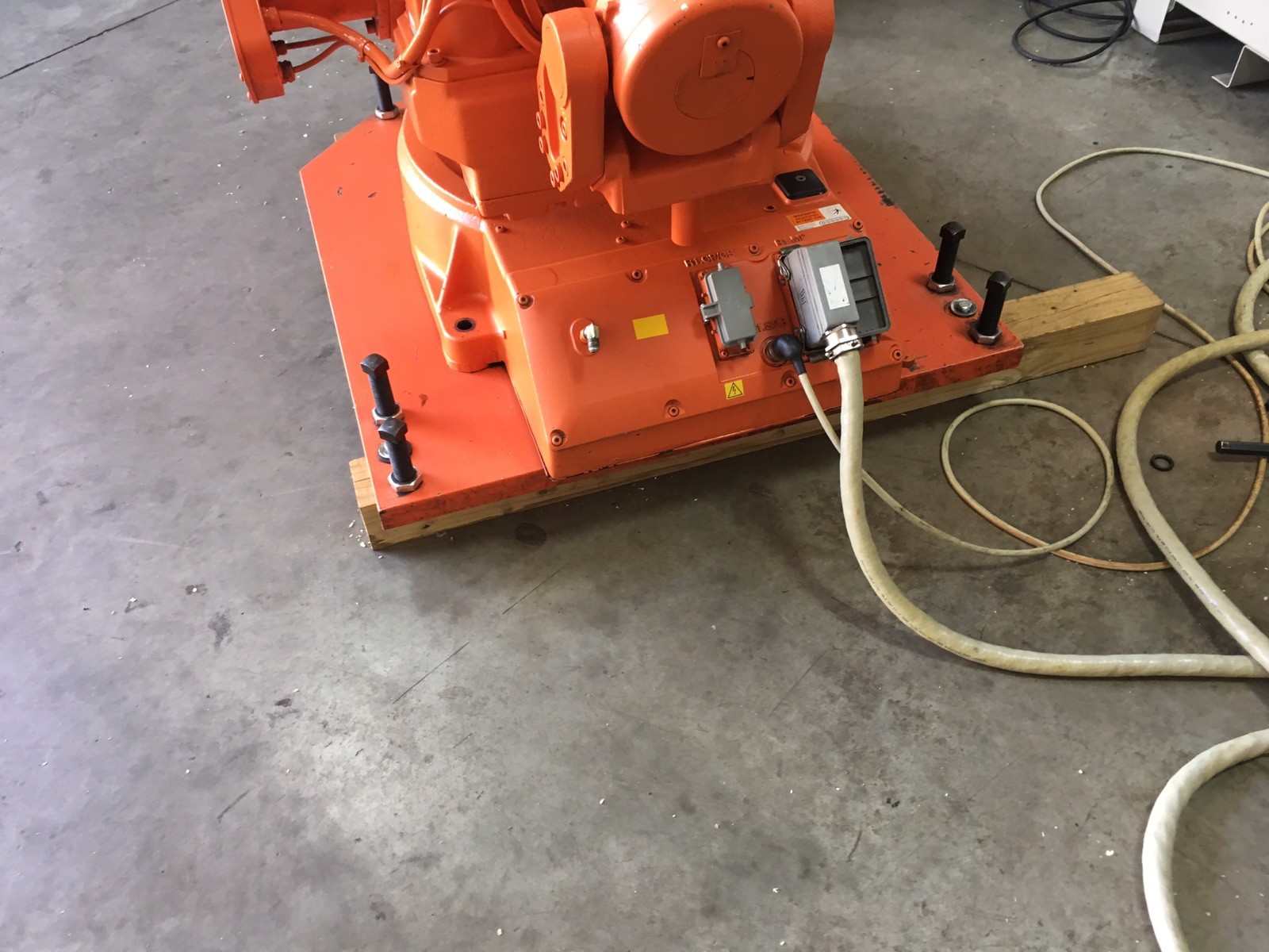 abb 4400 robot arm floor mounting plate | eBay