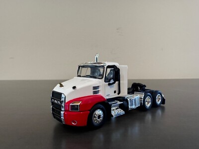 1/64 DCP/First Gear Mack Anthem Day Cab- White w/ Red Fenders * Missing ...