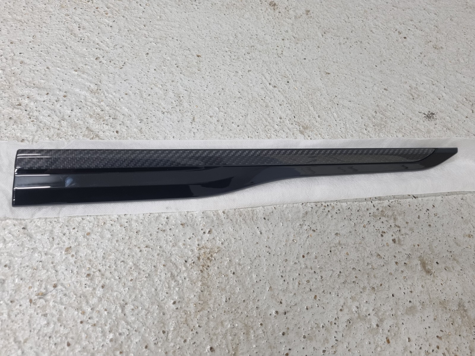 Range Rover Velar (L560) 2018MY Carbon Fibre Fender & Door Vent ...