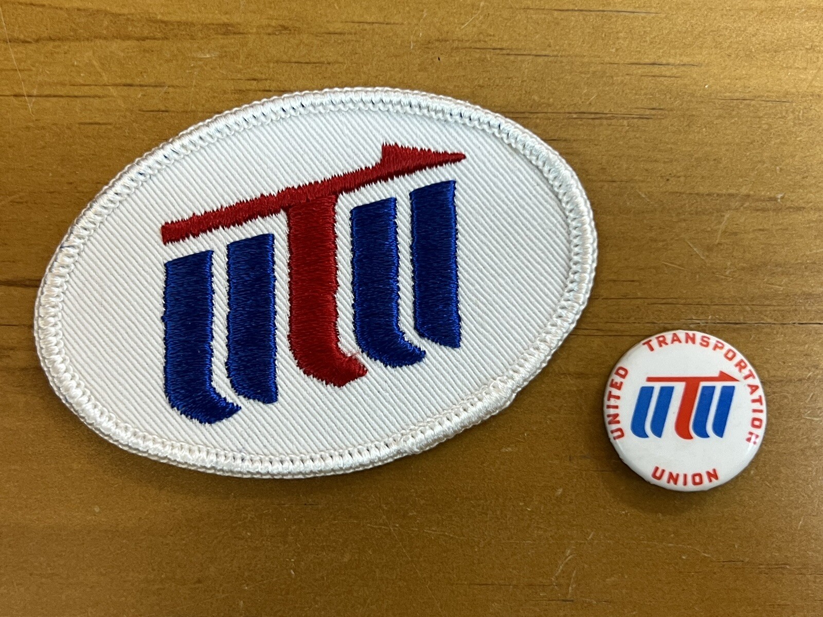 UTU Union Made Advertising patch 4436 & Pin Set Of 2 | eBay