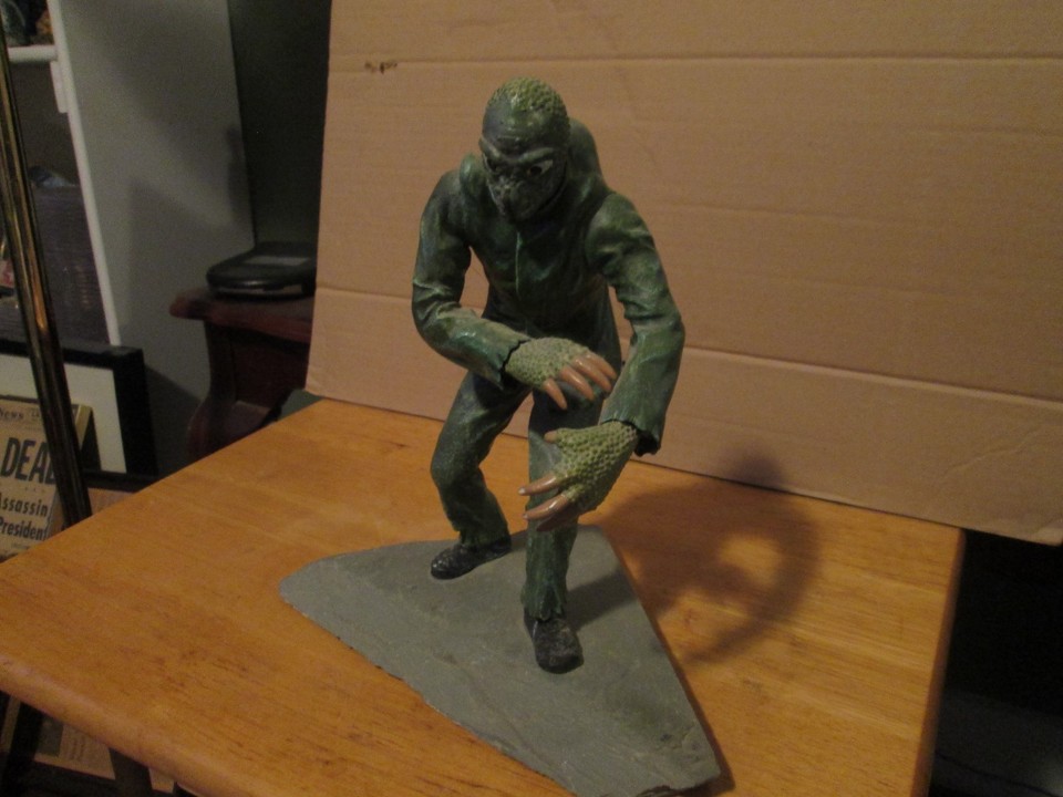 VINYL MONSTER MODEL 'MOLEMAN' 10 inches tall RARE | eBay