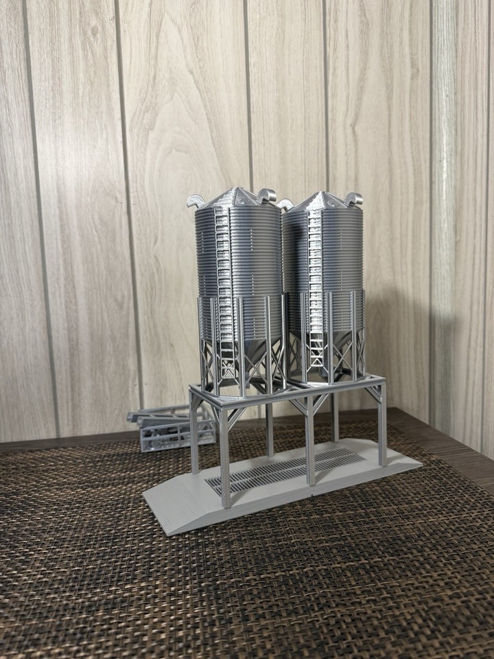 1/64 Scale Overhead Grain Bins and Structure Kit | eBay