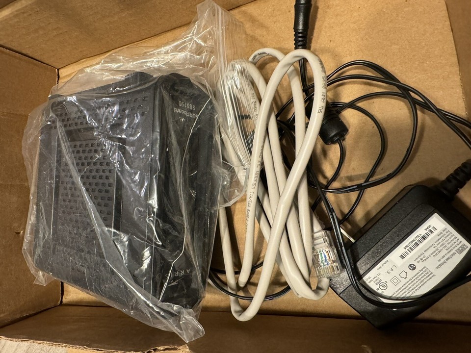 ARRIS Surfboard SB6190 - 32x8 Docsis 3.0 Cable Modem - Black *Open Box ...