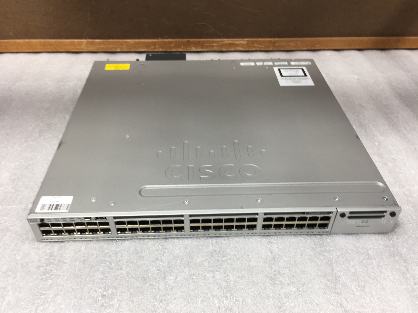 Cisco Catalyst 3850 WS-C3850-48F-S V03 48-Port PoE+ Gigabit Managed ...