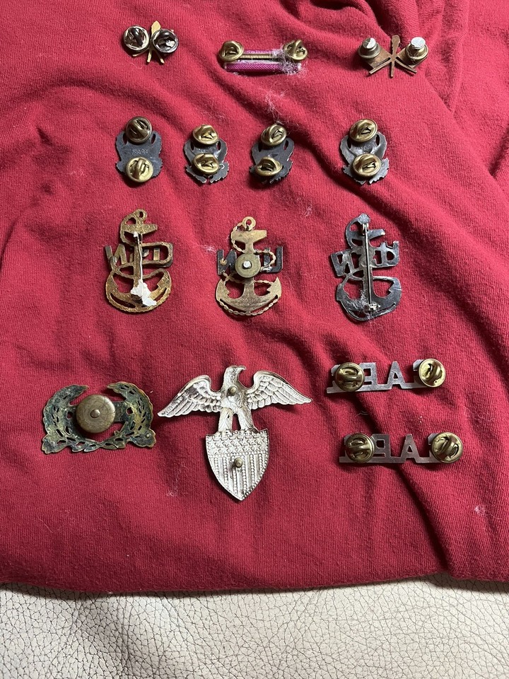 US Navy Badges, And Other Military Pins | eBay