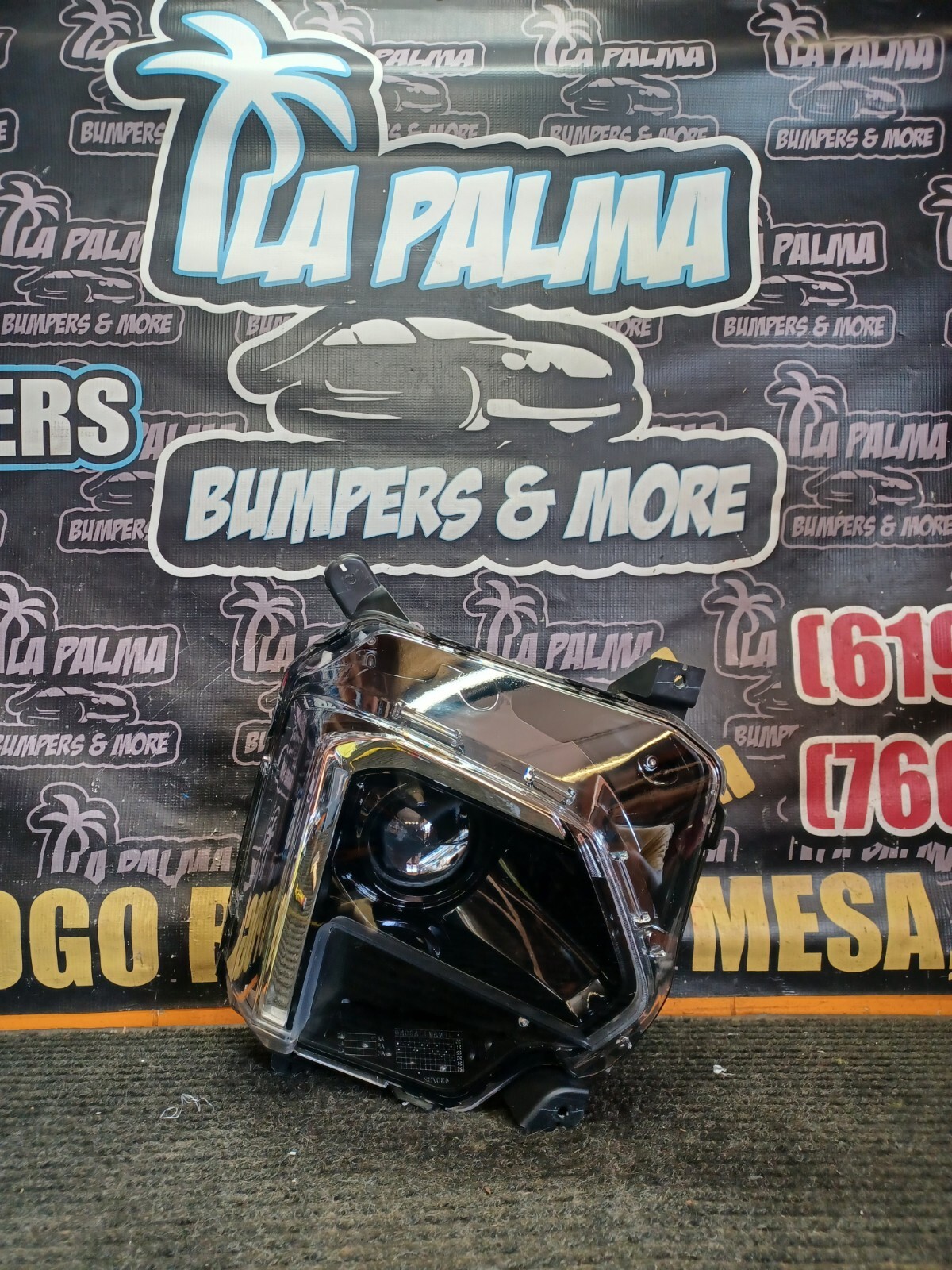 2022 - 2023 CHEVROLET TRAVERSE FRONT RIGHT SIDE LOWER FOG LIGHT OEM ...