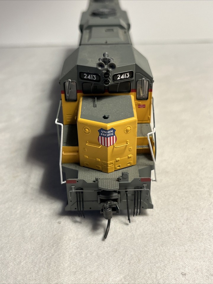 HO Scale Atlas Union Pacific GP38M-3 #2413 DCC TESTED NO BOX | eBay