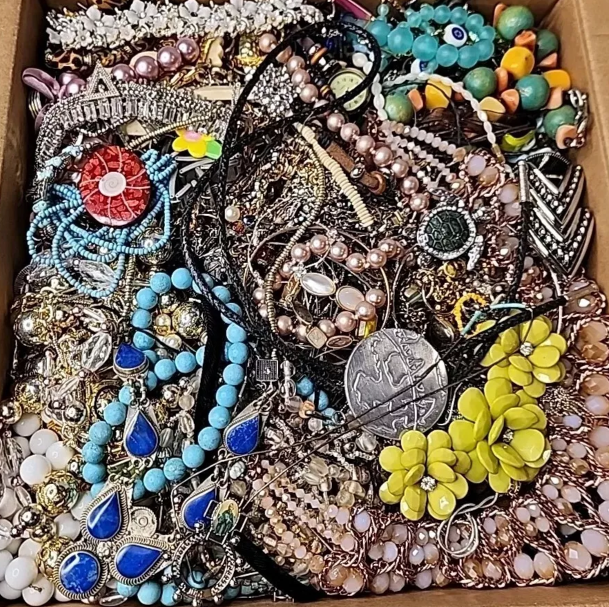 10 Pound Lbs Unsorted Huge Lot Jewelry Vintage & Modern Junk & Resell ...