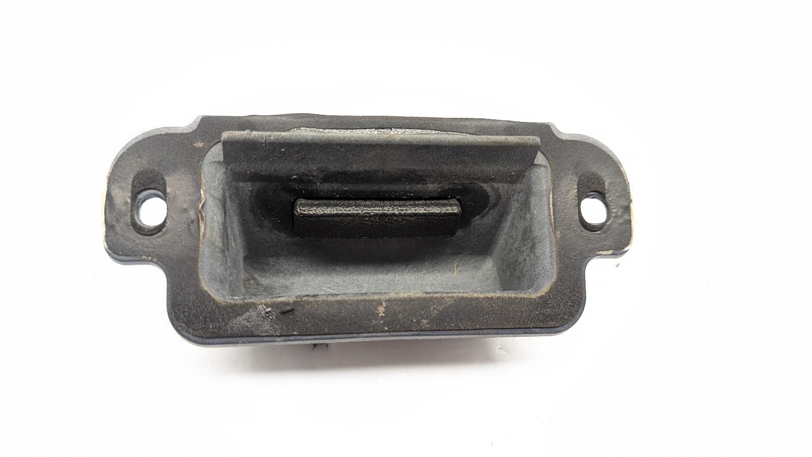 NISSAN ELGRAND MK2 E51 2002 - 2006 BOOT SWITCH 72241 90607-WL000 | eBay