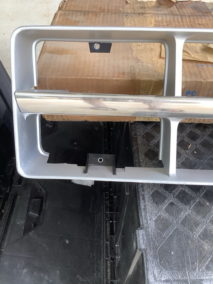 NOS 1971 Ford F100/250/350 LH Grille Insert D1TZ-8151-A | eBay