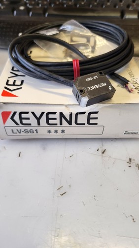 Keyence LV-S61 PHOTOELETRIC SENSOR RETRO REFLECTIVE WAVELENGTH: 655 NM ...